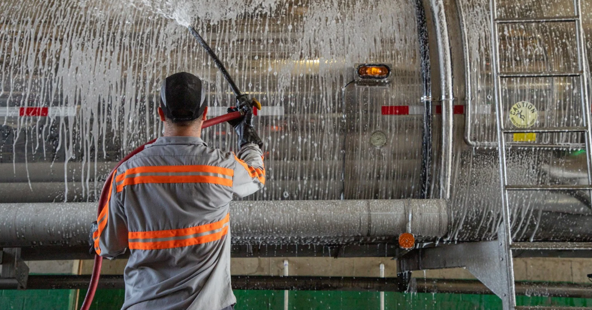 Tank Wash Safety Training | DOT, OSHA & FMCSA Compliance