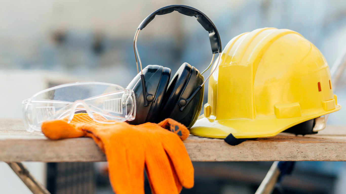 PPE Safety Talk: Protecting Workers Starts with a Conversation